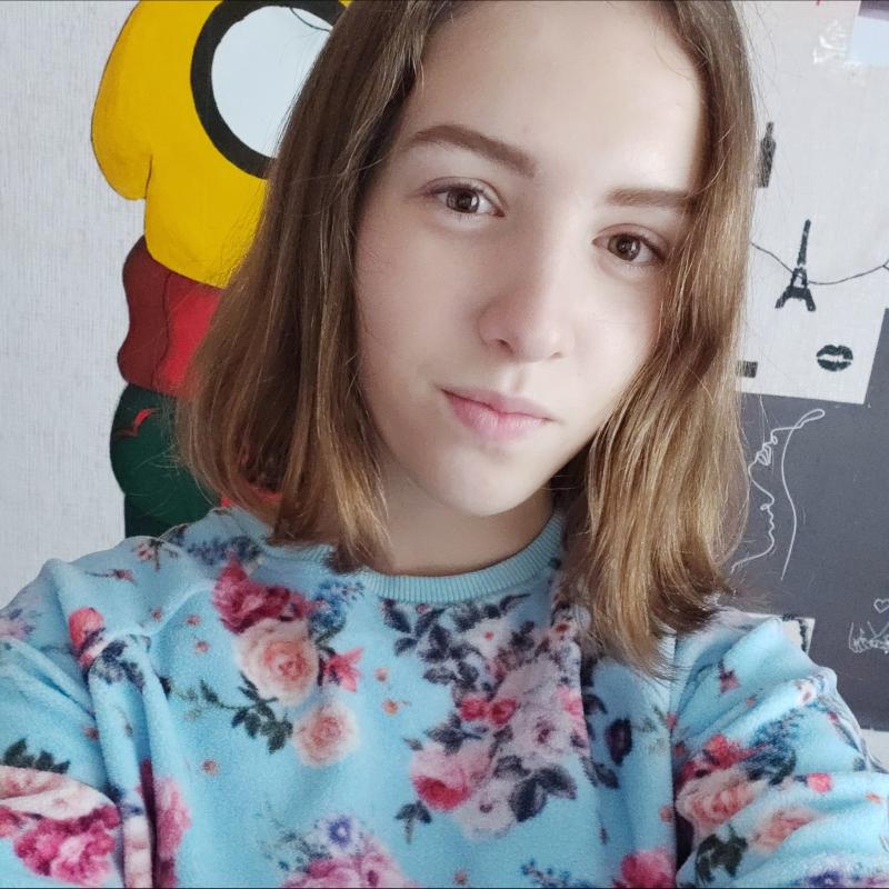 Alissa Currie (@alissacurrie) • Neobook