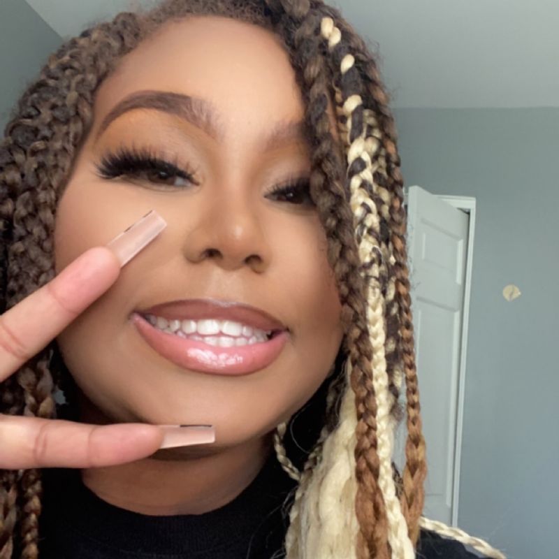 Jasmine Jones (@jxminni) • Neobook