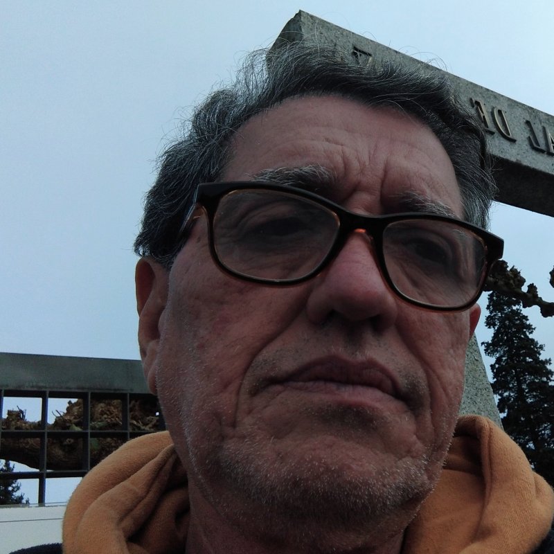 Mikel González de Zárate (@ninereu) • Neobook