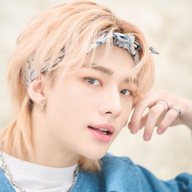 Allivia Bennett (@kpoppie) • Neobook