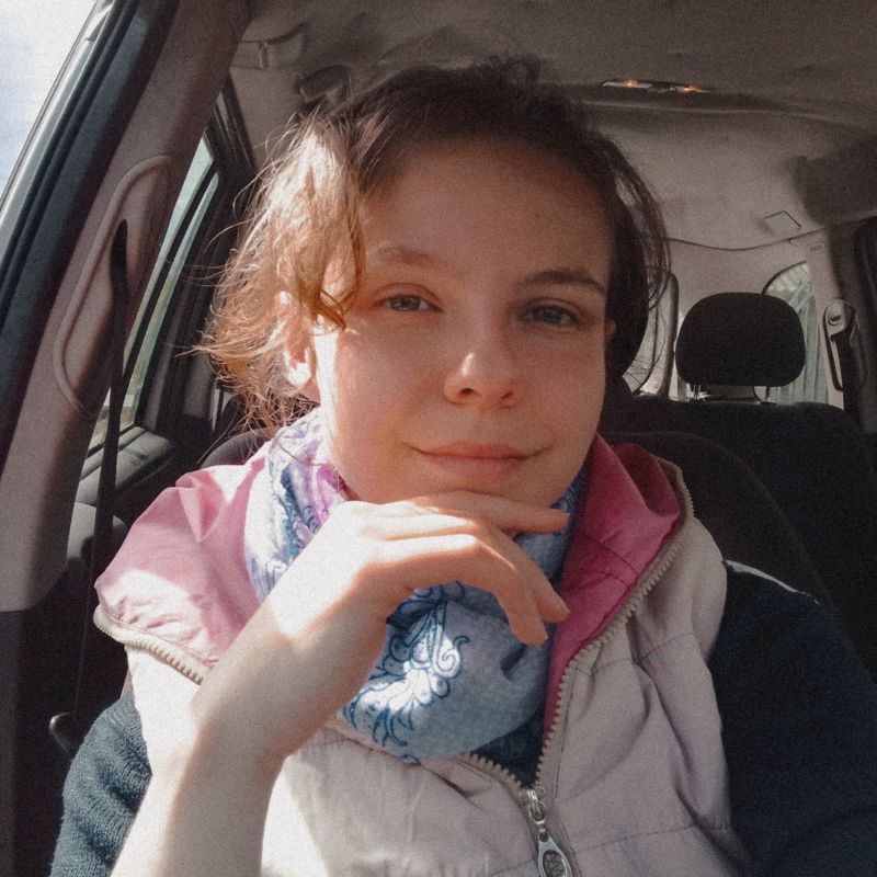 Dana Maria Muresan (@lonely_lavender) • Neobook