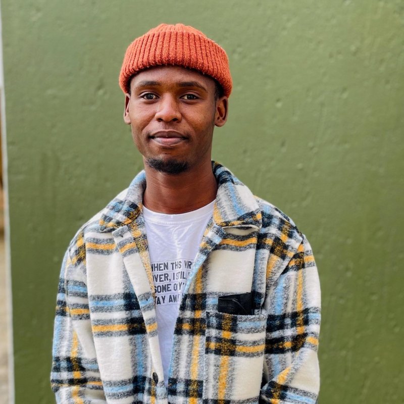 Lumko Thandolwethu Mtambo (@lumkomtambo) • Neobook