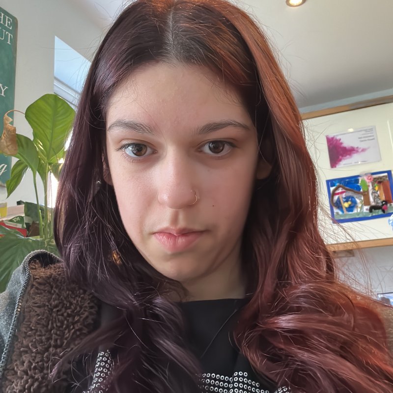 Sienna Russell (@vienna) • Neobook