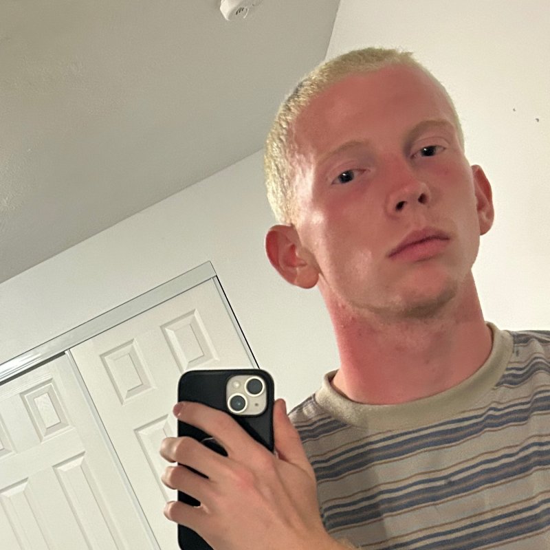 Cameron Gifford (@camerongifford) • Neobook